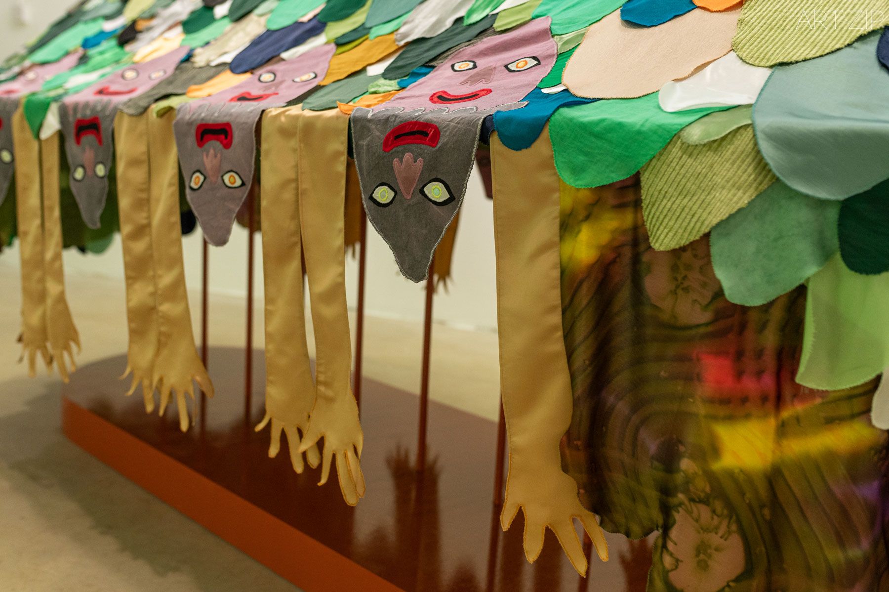 Material Worlds: Contemporary Artists and Textiles 材質世界:當代藝術家與紡織藝術 ...